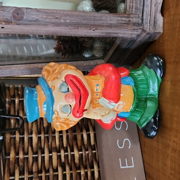 None | Accents | Clown Bank | Poshmark